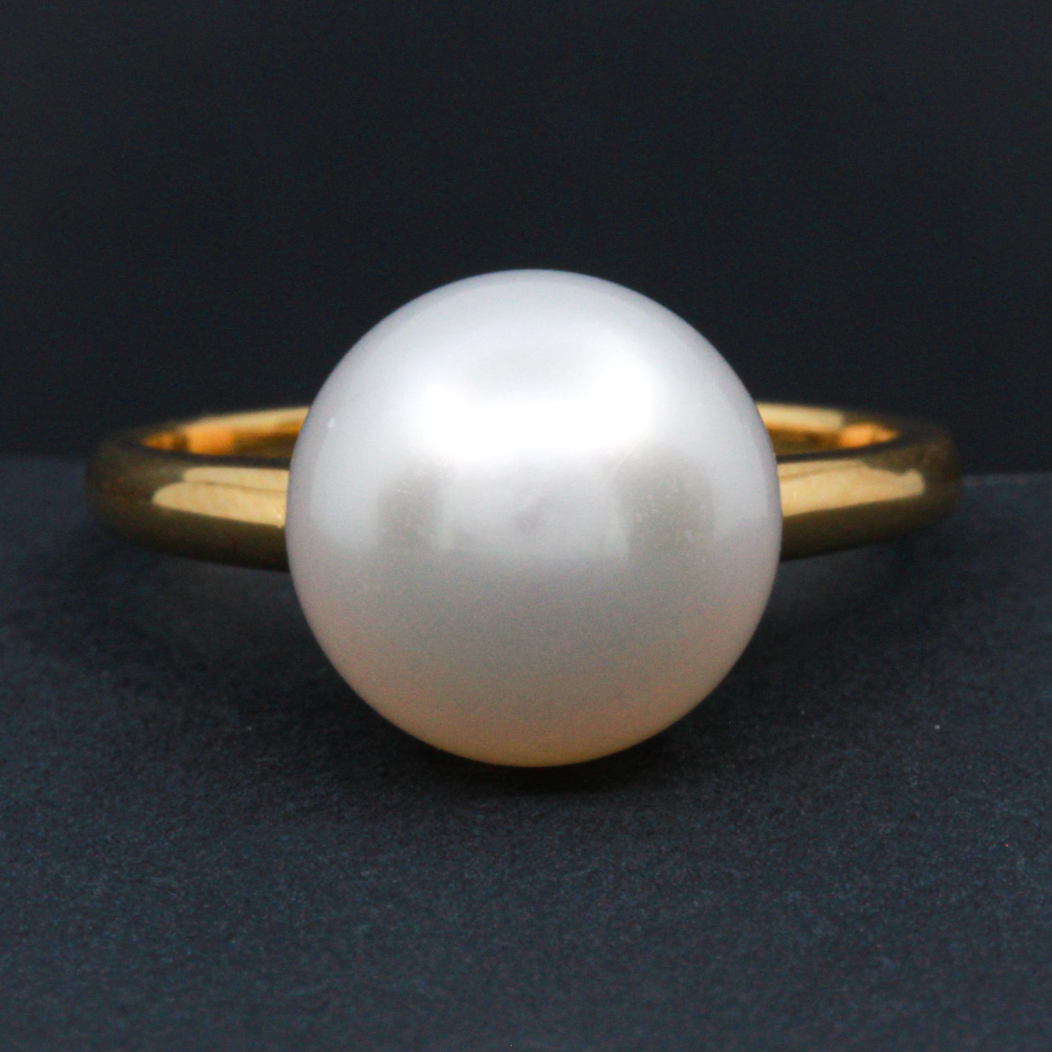 18ct Yellow Gold White South Sea Pearl Ring | Allgem Jewellers